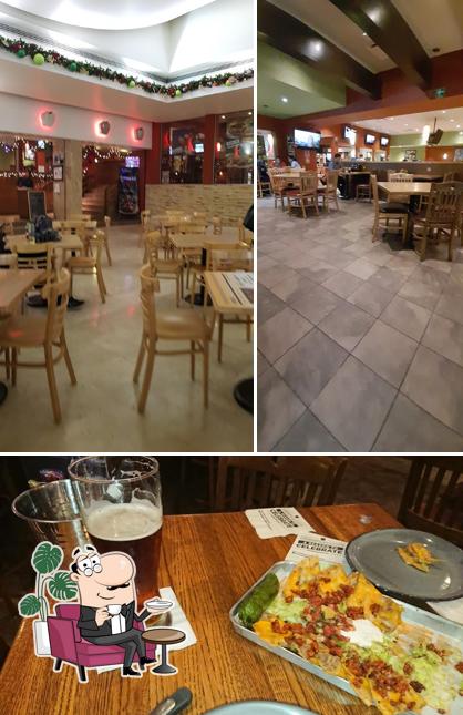 Applebee's restaurant, Mexico City, Av. Universidad 1000 - Restaurant ...