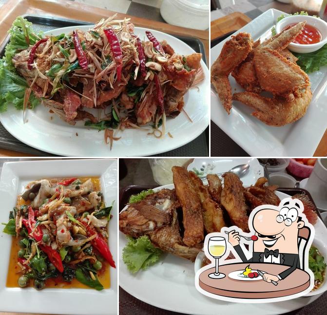 ครัวจักรพรรดิ อาหารพื้นบ้าน ไทย-อีสาน restaurant, Kok Ko