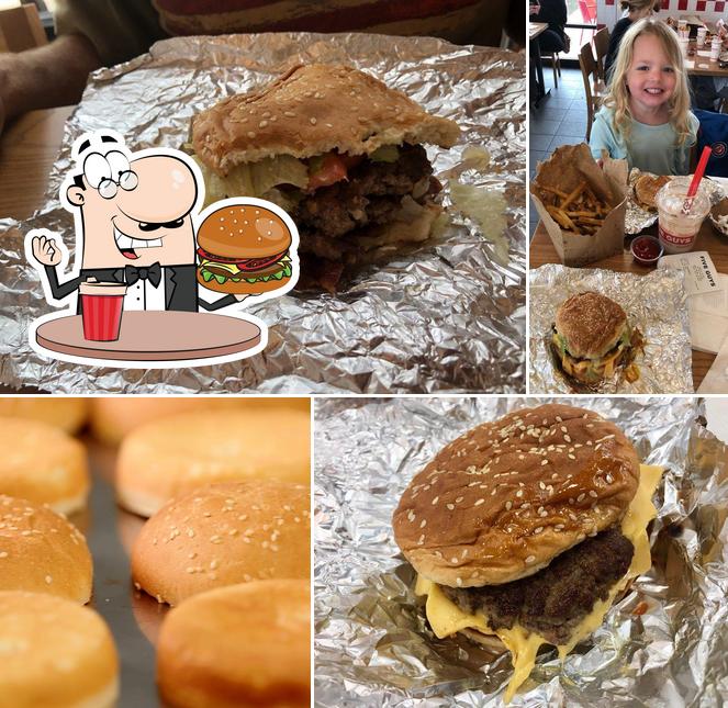Five Guys in Cedar Rapids - Restaurant menu and reviews