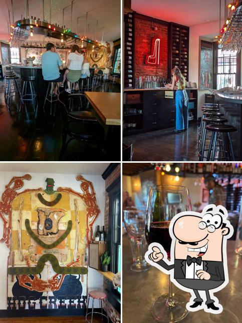 The Silver Slipper, Dayton - Restaurant menu, prices and reviews