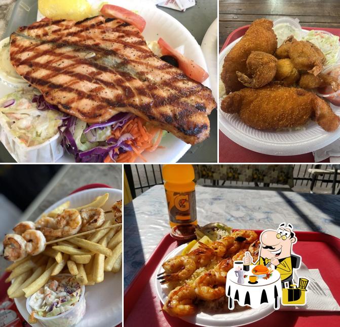 Catch 21, 441 S Central Ave in Los Angeles - Restaurant menu and reviews
