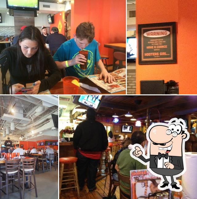 Hooters, Houston - Restaurant menu, prices and reviews