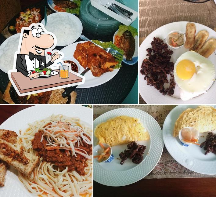 The Cafe At P-nay's, Lipa - Restaurant reviews