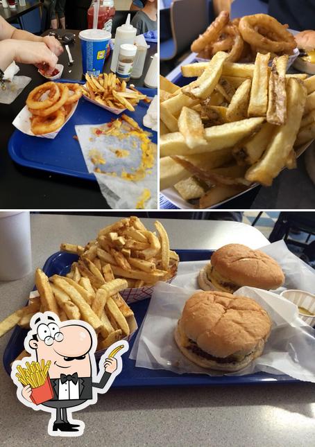 Harmon's Lunch, Falmouth - Restaurant menu, prices and reviews