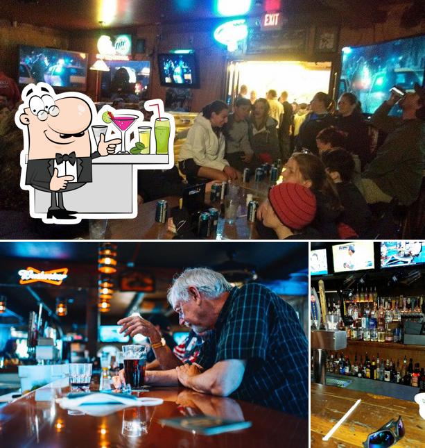 Scoreboard Bar & Grill in Nashville - Restaurant menu and reviews