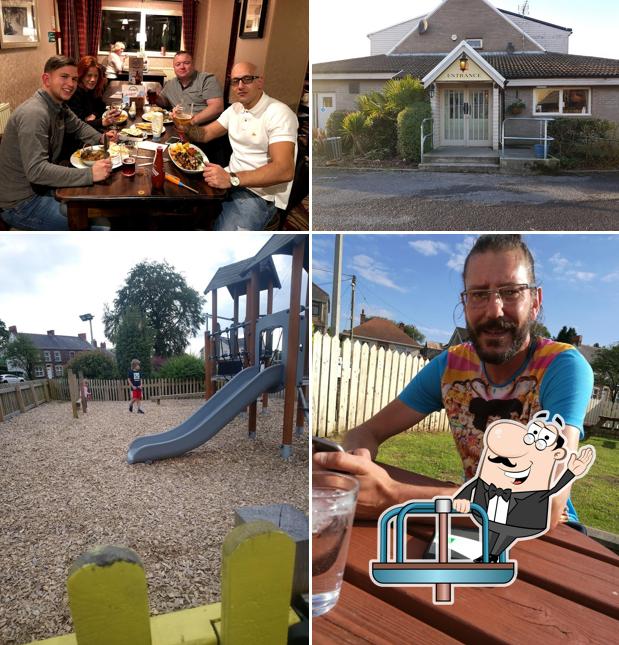 Tafarn-Y-Phoenix in Llanelli - Restaurant menu and reviews