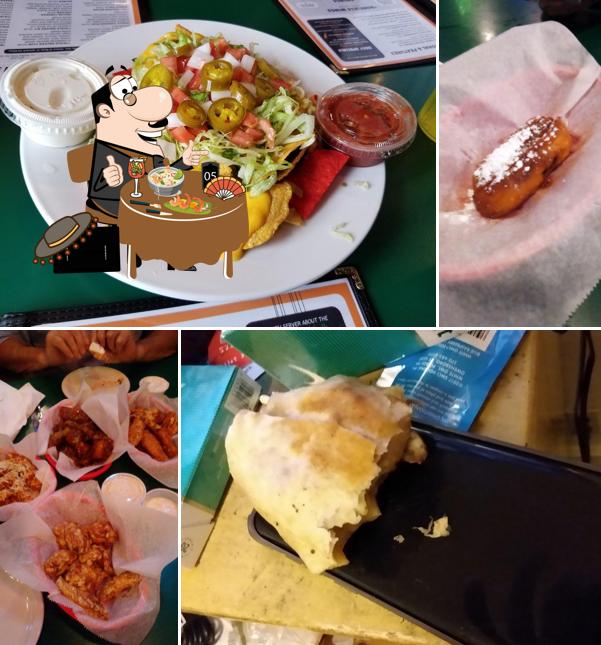 Wing Warehouse, 4165 Wyoga Lake Rd in Cuyahoga Falls - Restaurant menu and reviews