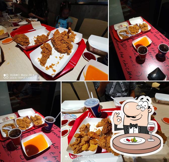 KFC Motor Way 2 restaurant, Bang Pakong - Restaurant reviews