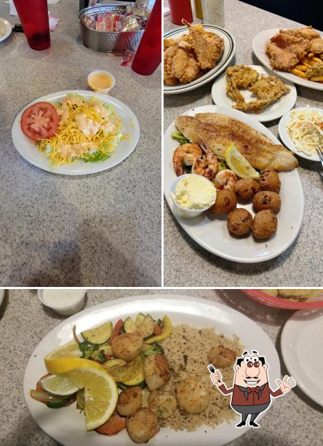 Lake Jackson Seafood, Gun Barrel City - Restaurant menu, prices and reviews