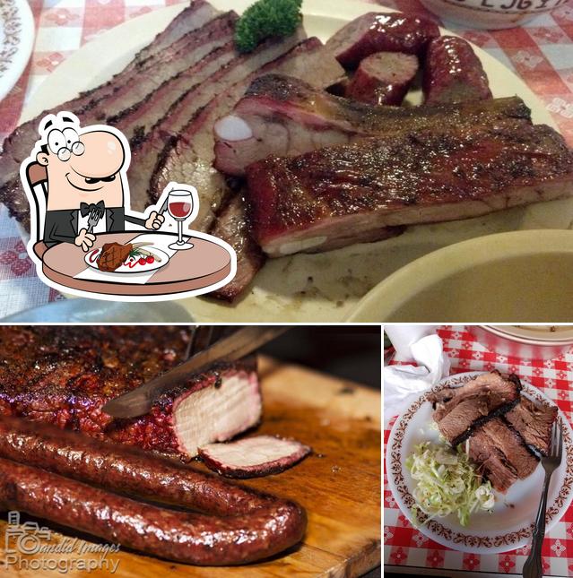 Cyclone Corral Pit BBQ & Catering - Restaurant menu, prices and reviews