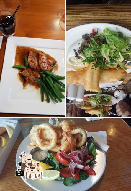 The Foreshore Bar & Restaurant, Rhyll - Restaurant menu, prices and reviews