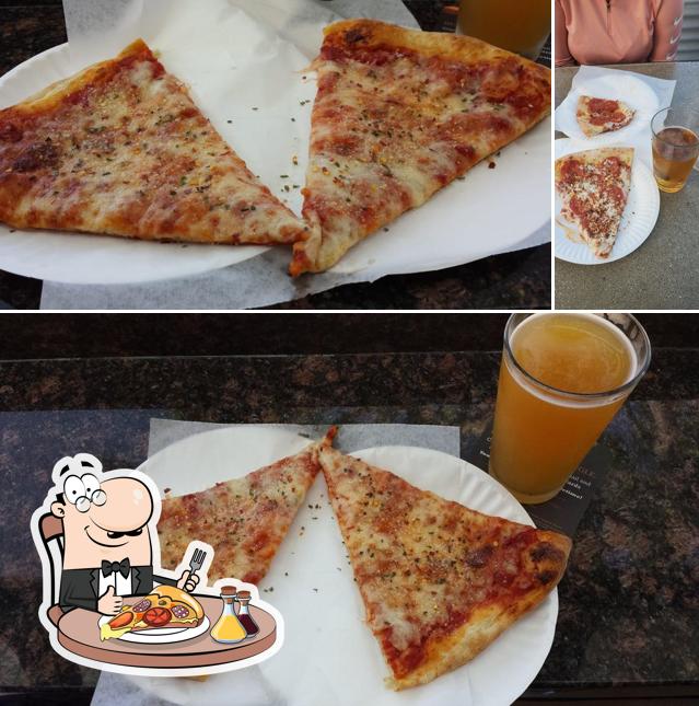 Village Road Pizzeria, Long Beach - Restaurant menu, prices and reviews