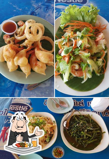 Saranrom Beach Restaurant, Mae Raem - Restaurant reviews