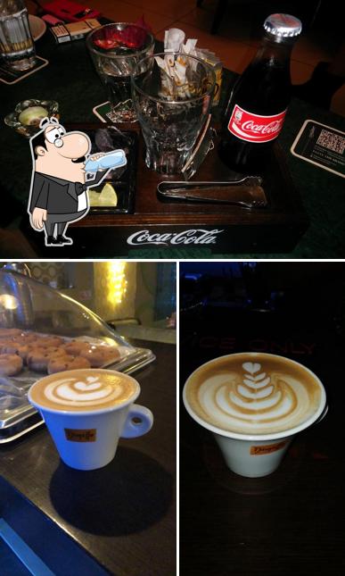 Escape Coffe&Cocktails, Athens, Antigonis 208 - Restaurant reviews