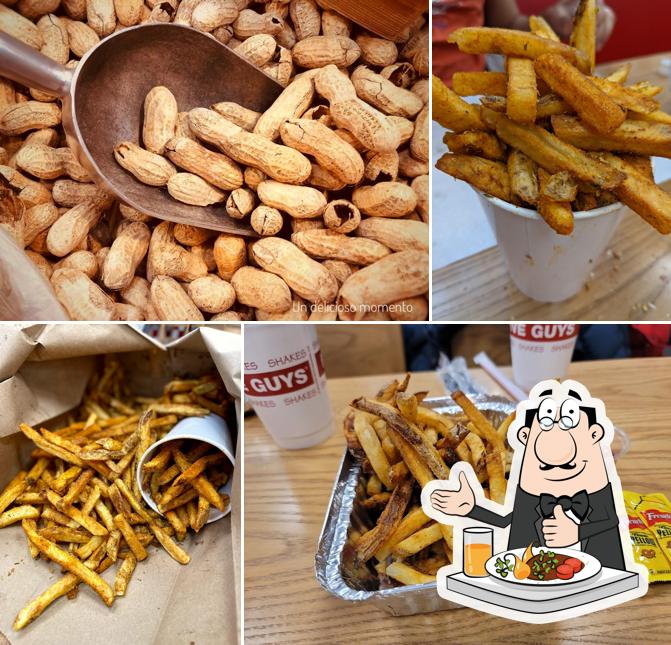 Five Guys, 180 N Michigan Ave in Chicago - Restaurant menu and reviews