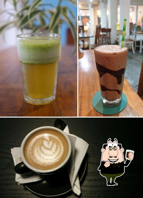 Sinou Kaffee cafe, Jakarta - Restaurant menu and reviews