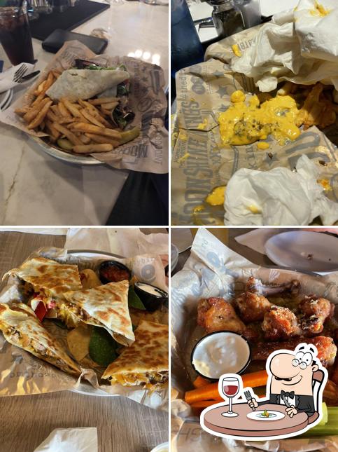 Junior's Bar & Grill, Guilderland - Restaurant menu, prices and reviews