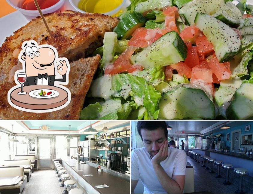 Oakhurst Diner in Millerton - Restaurant menu and reviews