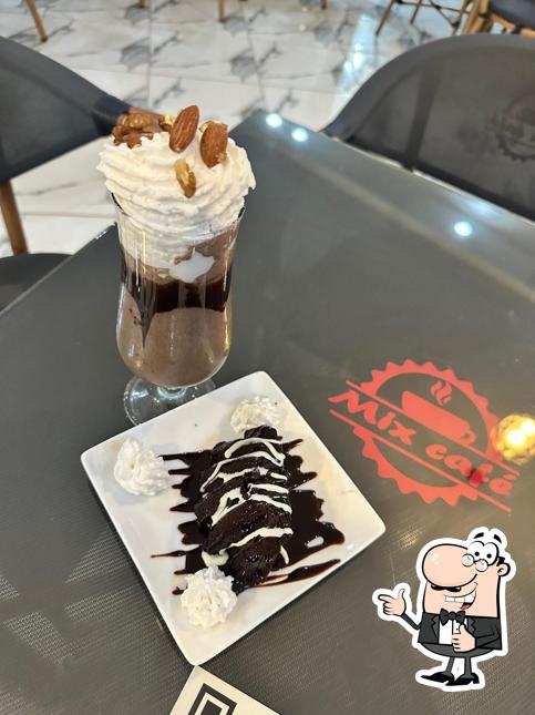 Mix Cafe and Restaurant, Quwaysna - Opiniones del restaurante