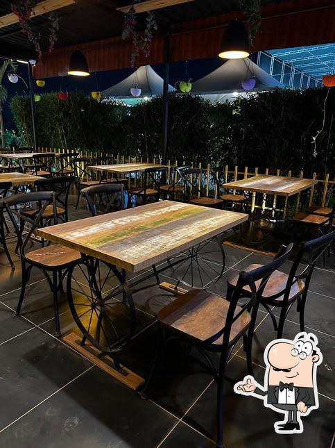 The elet turf & cafe, Indore - Restaurant reviews