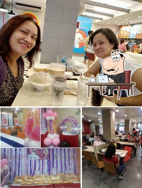 Chowking fast food, Manila, 668 Carriedo St - Restaurant menu and reviews
