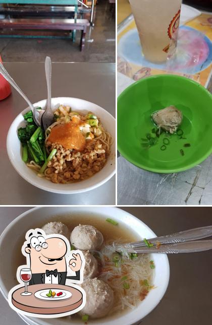 Restaurante Bakso Son Haji Sony - Cut Nyak Dien, Bandar Lampung ...