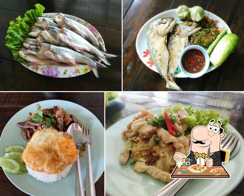 ร้านนายไก่อู restaurant, Ban Len, 45/244 ม.1 บางกระสั้น - Restaurant ...