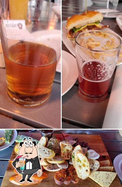 Griffin Claw Clubhouse in Rochester Hills - Restaurant menu and reviews