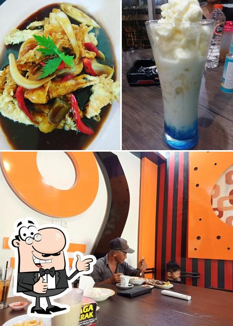 Ahwa Cafe Buntok, Hilir Sper - Restaurant reviews