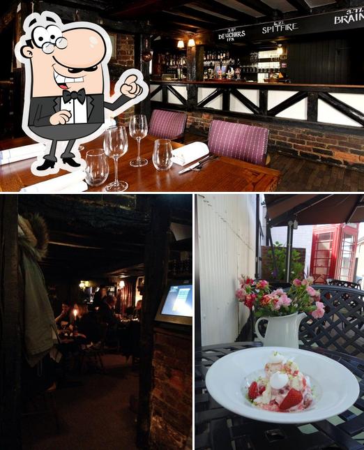 The Crown at Bray, High St in Bray - Restaurant menu and reviews