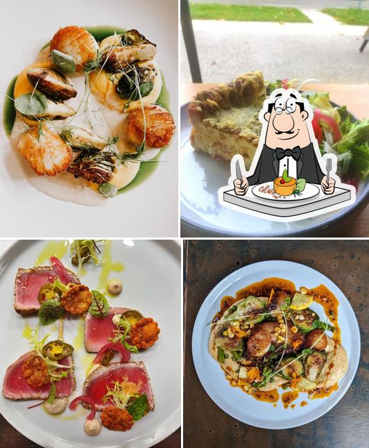 Gladstone Commons, Windsor - Restaurant menu, prices and reviews