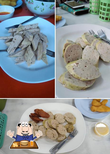Sam Chai Cafe, Ubon Ratchathani, 56 58 Phadaeng Rd - Restaurant reviews