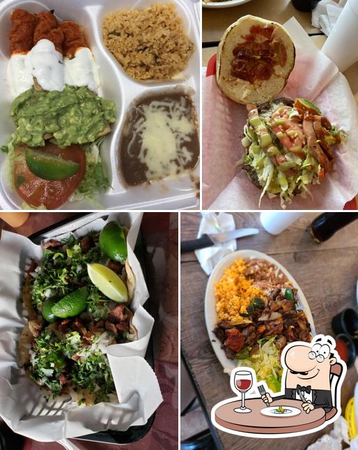 Los Compas Burgers, Kansas City - Restaurant menu, prices and reviews