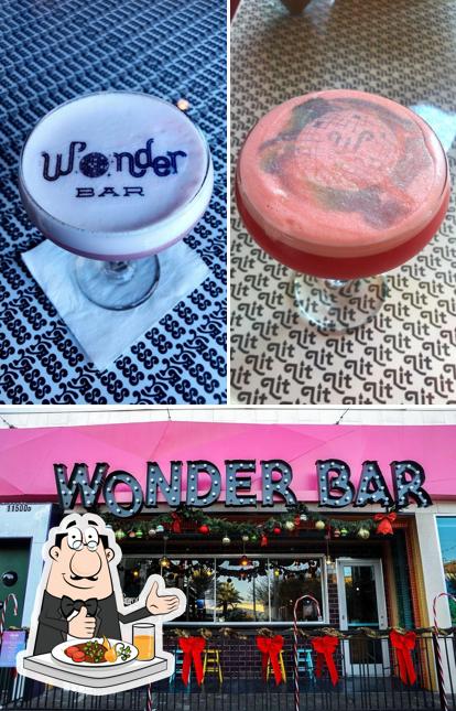 Wonder Bar in Austin - Restaurant menu and reviews