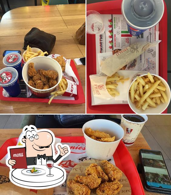 KFC USCE Shopping Center restaurant, Belgrad, Bulevar Mihajla Pupina 4 ...
