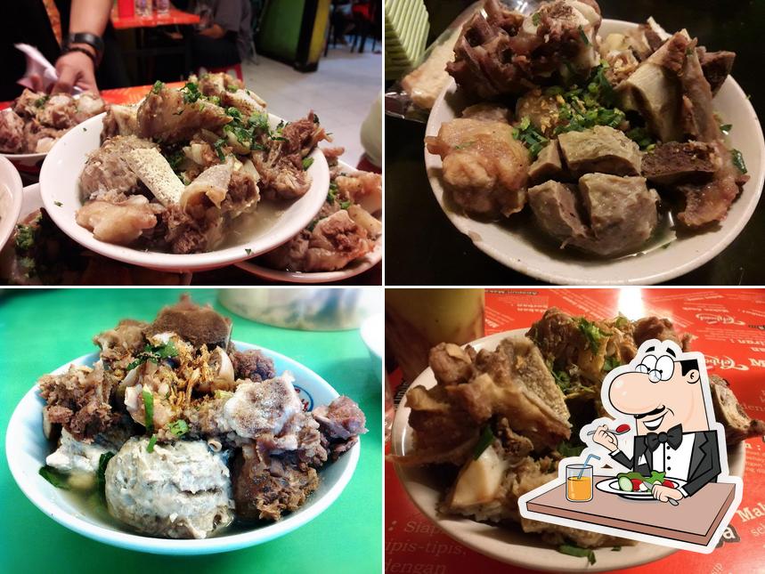 BSA - BAKSO SEMAR ASLI, CIHAMPELAS restaurant, Bandung, Jl. Cihampelas ...