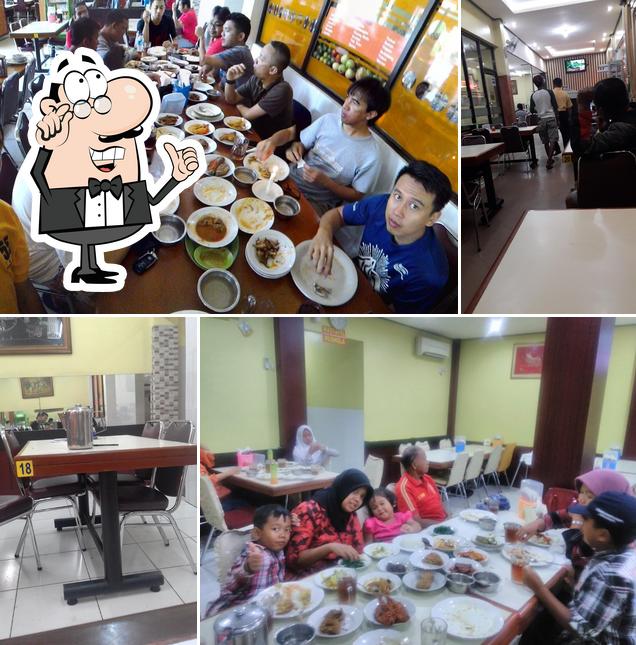 Restoran Saiyo Masakan Padang restaurant, Bogor, Jl. Raya Jakarta-Bogor ...