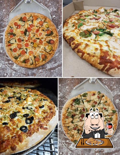 Top 3 restaurants with taco pizza in Thunder Bay, november 2025 ...