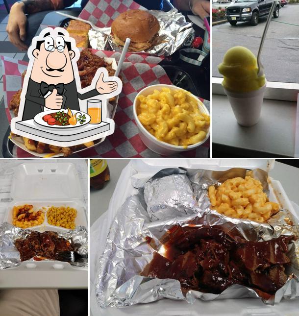 Uncle Pig's Barbeque Pit in Greenwich Township - Restaurant menu and ...