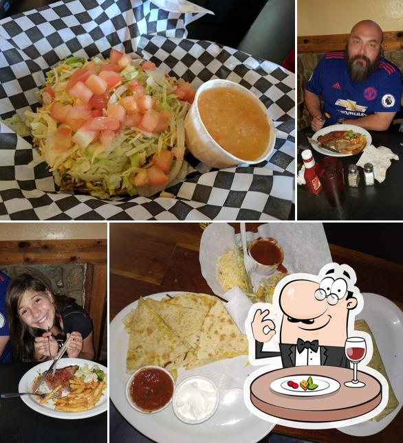 Silver Dollar Chuck Wagon in Topock - Restaurant menu and reviews