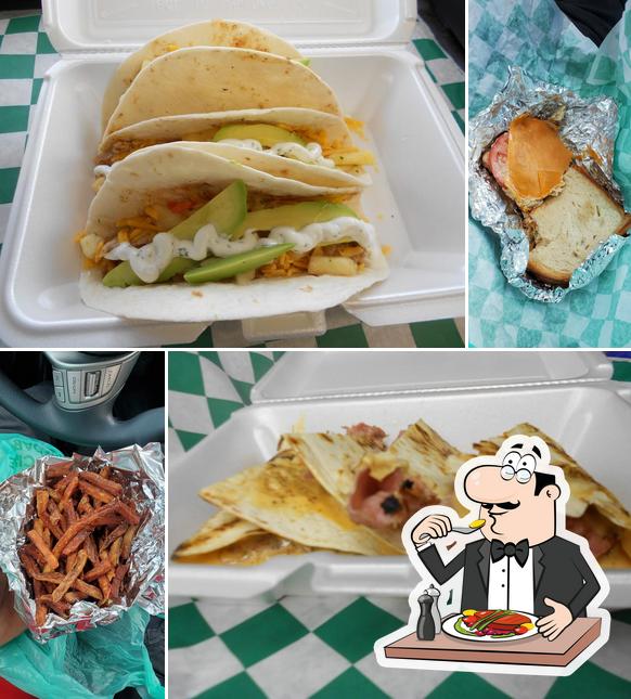Crossroads Bistro, Edgemere - Restaurant menu, prices and reviews