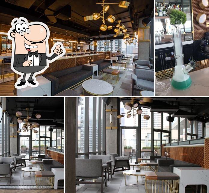 Apogee, 2 W Erie St in Chicago - Restaurant menu and reviews