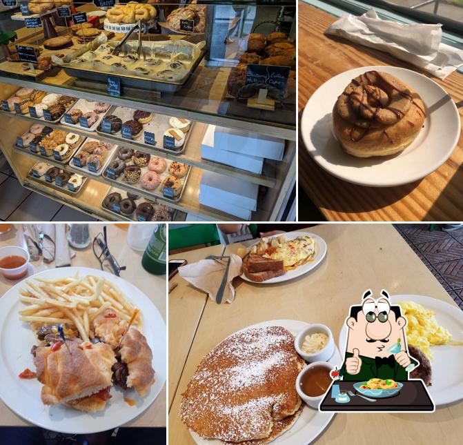 Best cakes in Dania Beach restaurants, summer 2024 - Restaurant Guru