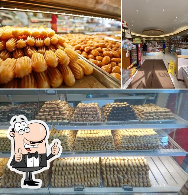 Select Bakery in Toronto - Restaurant menu and reviews