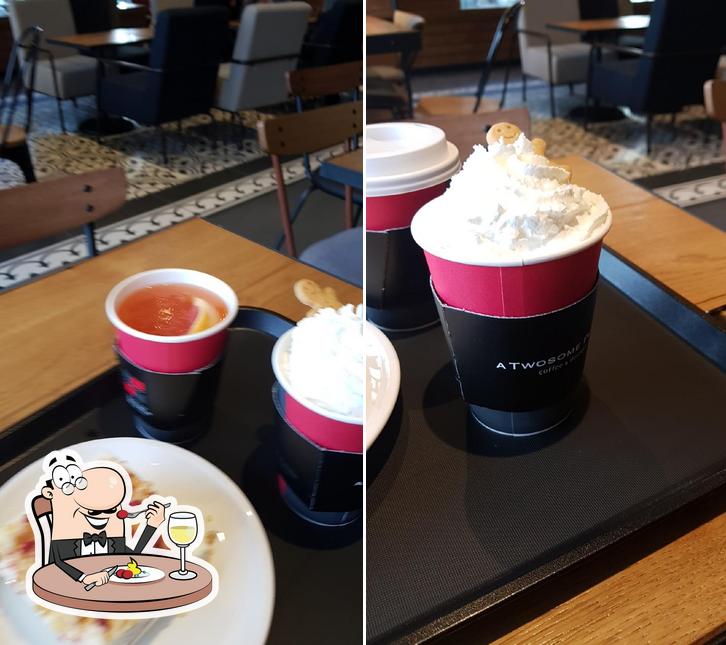 A Twosome Place cafe, Seoul, 110-2 Malli-dong 2(i)-ga - Restaurant reviews