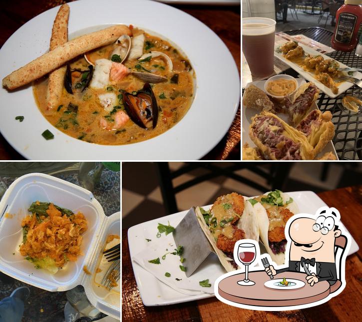 SALTY SHAMROCK IRISH PUB, 6186 N U.S. Hwy 41 in Apollo Beach ...