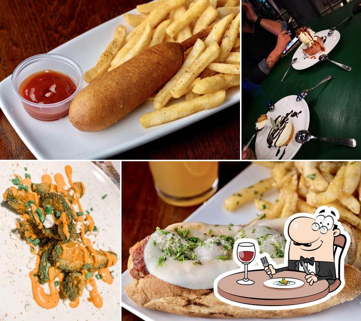 Comicx Restaurant Bar & Store in Phoenix - Restaurant menu and reviews