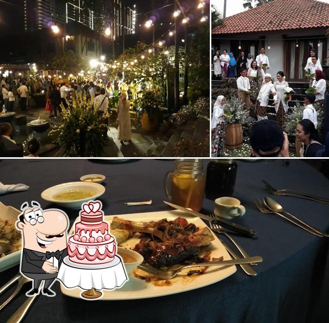 Resto Nine, Surabaya - Restaurant menu, prices and reviews