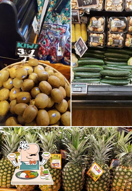 Sweet Berry Fresh Market, Wickliffe - Restaurant menu, prices and reviews