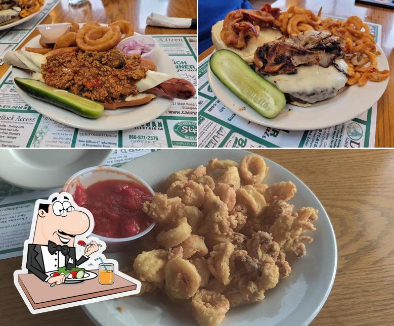 Casey's Cafe, Ellington - Restaurant menu, prices and reviews